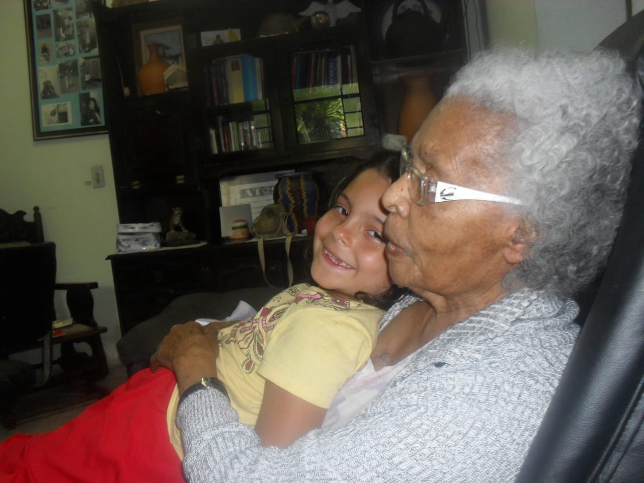 A neta de Ruth Guimarães - Instituto Ruth Guimarães