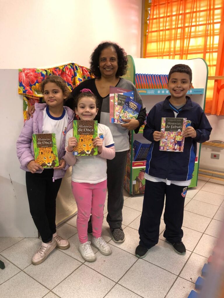 Ruth Guimarães, patronesse da mostra folclórica pedagógica Raizes ...